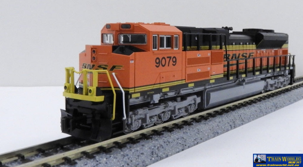 KAT-1768527DCC Kato EMD SD70ACE - NOSE HEADLIGHT - BNSF #9079 N Scale ...