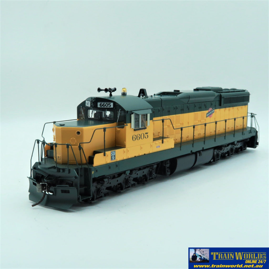 RAP-050619 Rapido EMD SD9-Series 'Chicago & North Western' #6605 Dark ...
